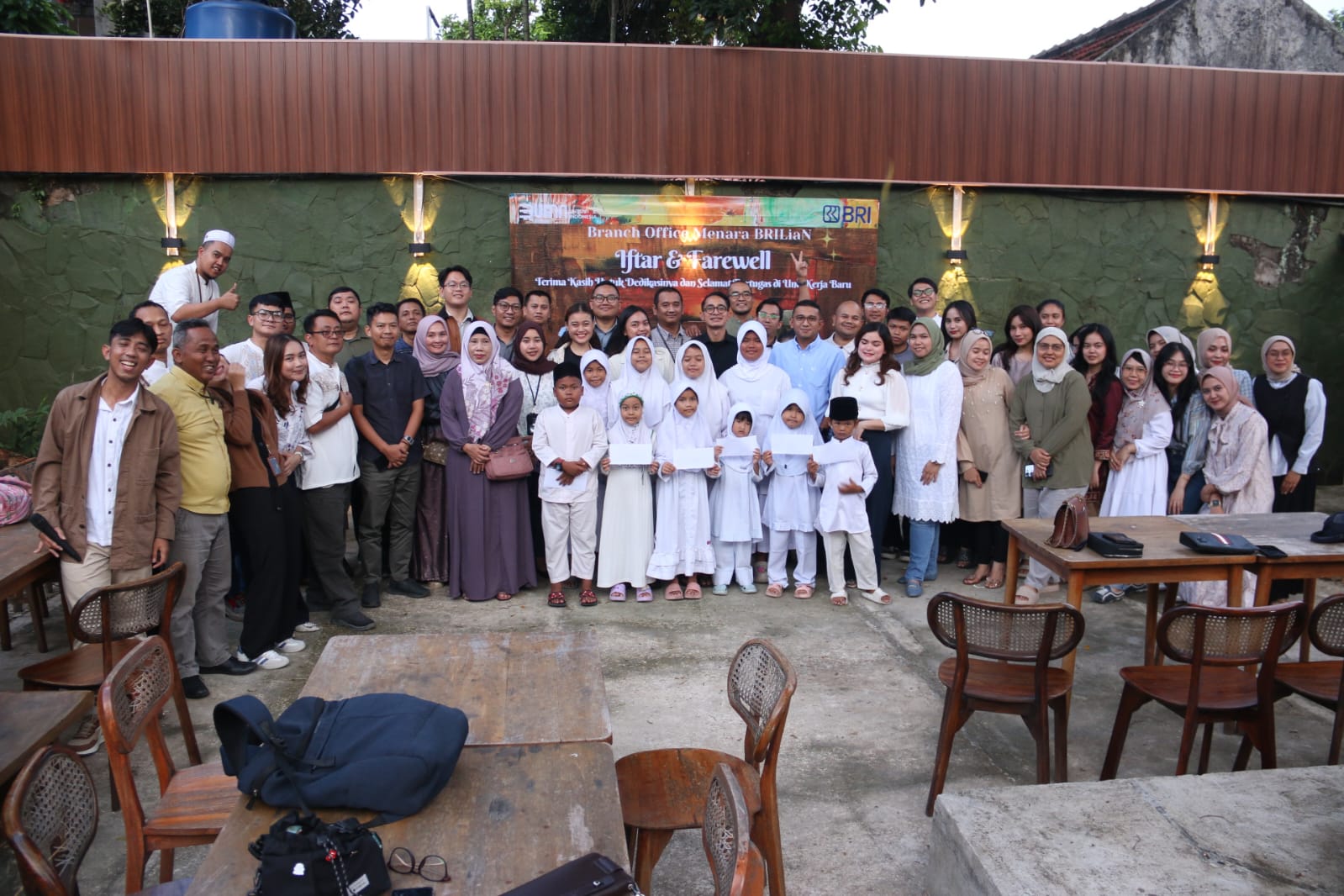 BRI BO Jakarta Menara Brilian Salurkan Santunan - Teras Post